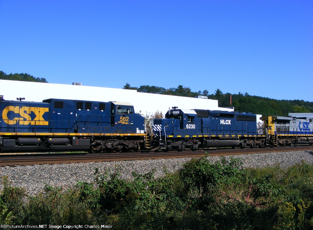 CSX 204 HLCX 6230 CSX 562